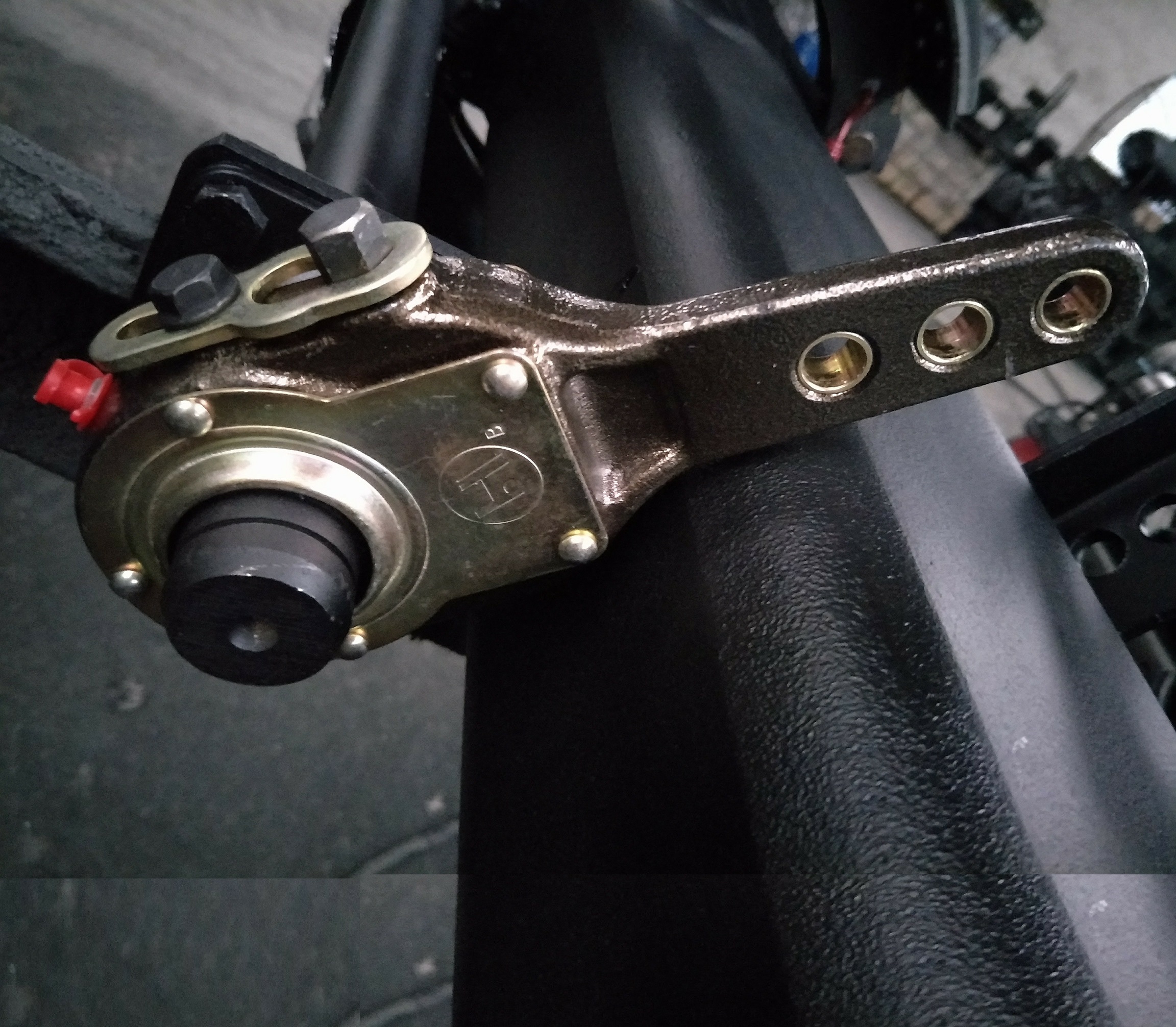 Adjustment arm - Buy Adjustment arm Product on LUEN-Trailer Parts